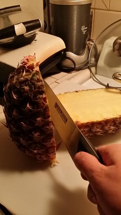 The Best Way To Cut A Pineapple Others The Best Way To Cut A Pineapple Others